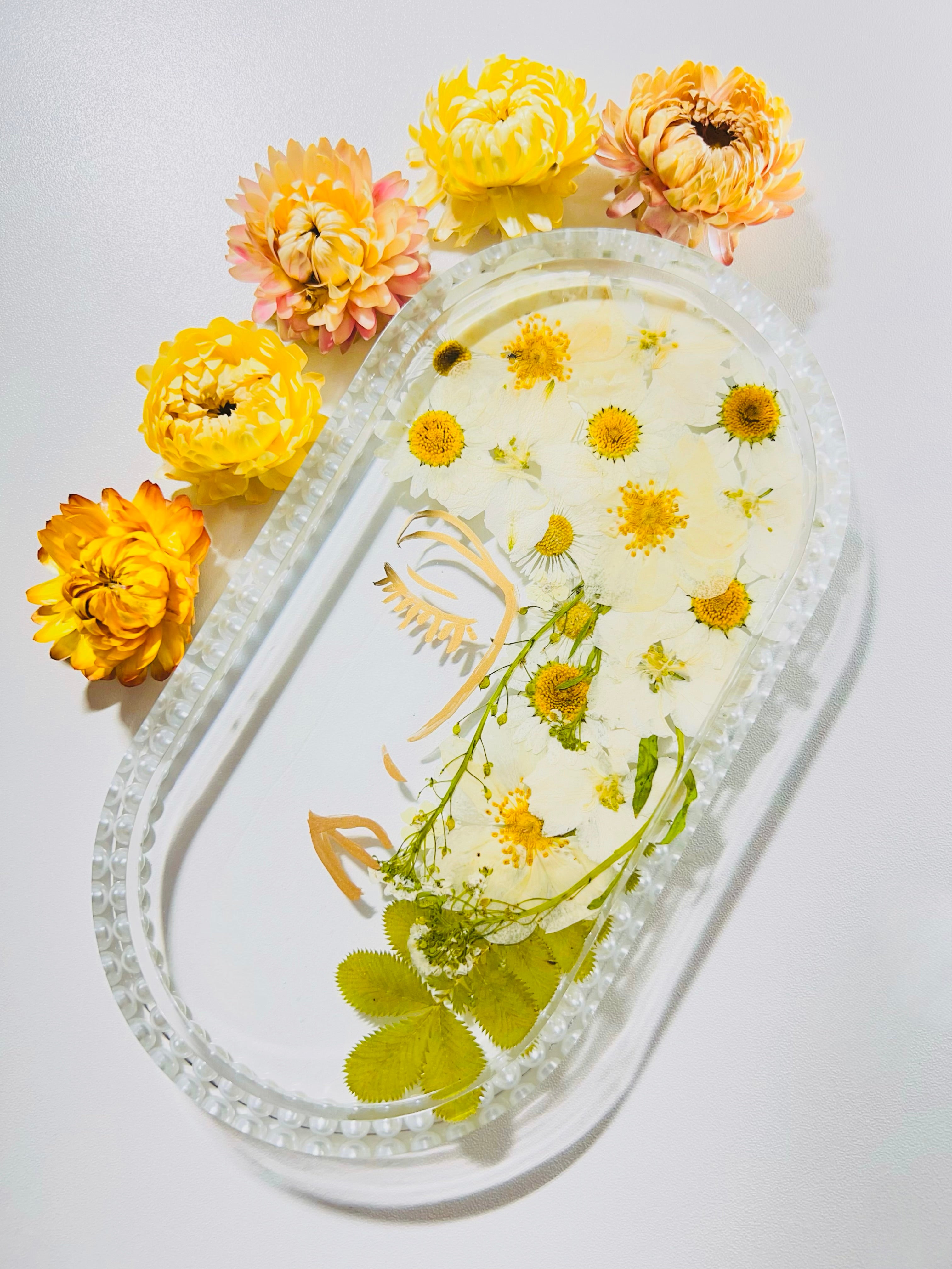 Suspended Serenity: Resin Tray Collection – Made by Blanker